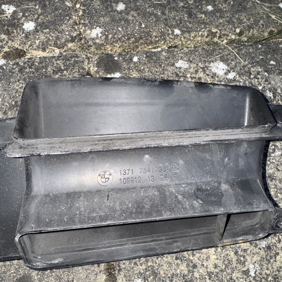 Air Intake Inlet BMW E90 E91 E92 E93 Front Hood Suction Duct 7541738 | eBay