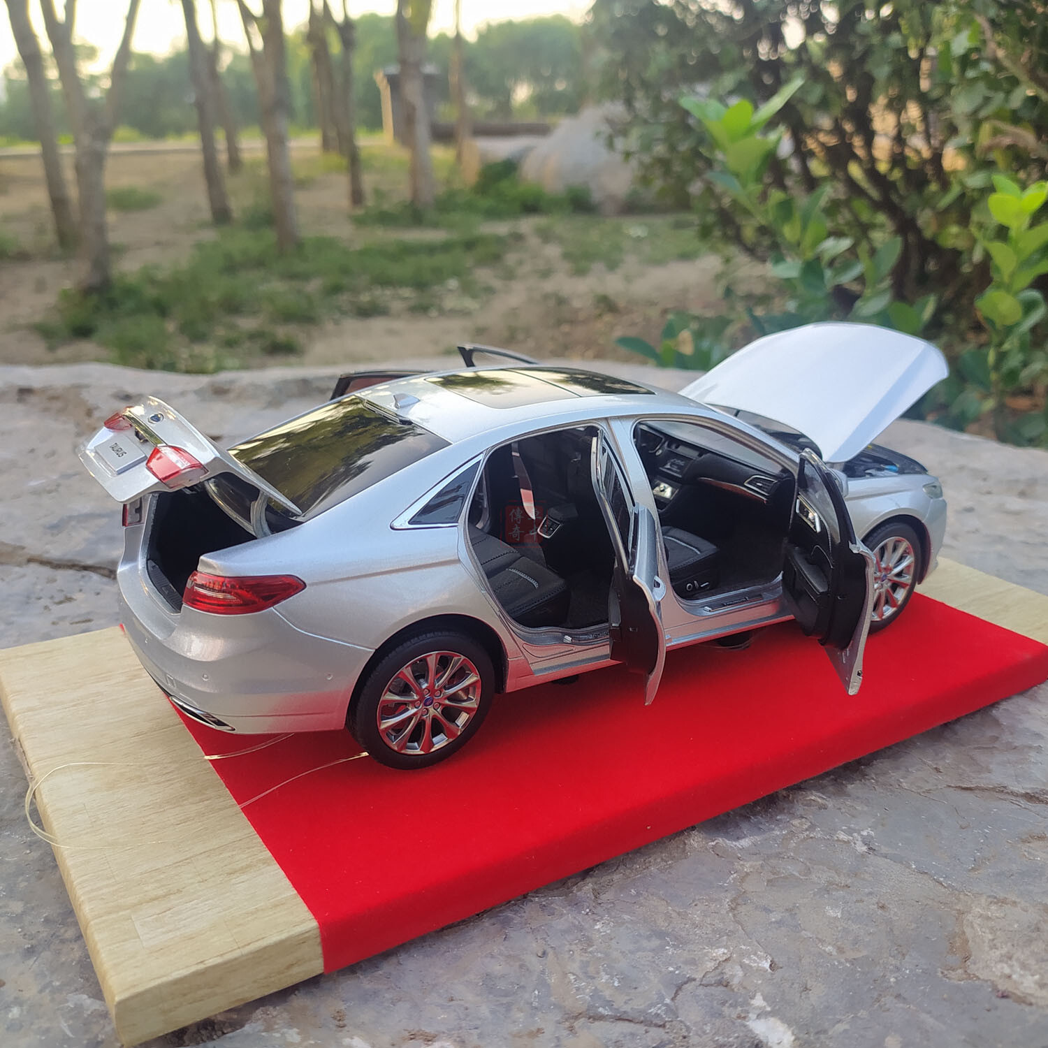 1:18 FORD Taurus diecast model Silver Color | eBay