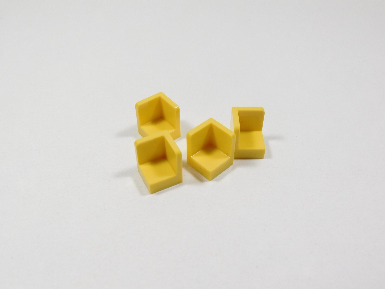 LEGO 4 Yellow 1x1x1 Corner Wall Panels P4 | eBay