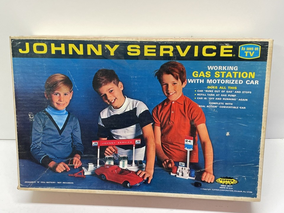 Vtg Topper Toys Johnny Service Gas Station w/ Project Car Fuel Pumps ...