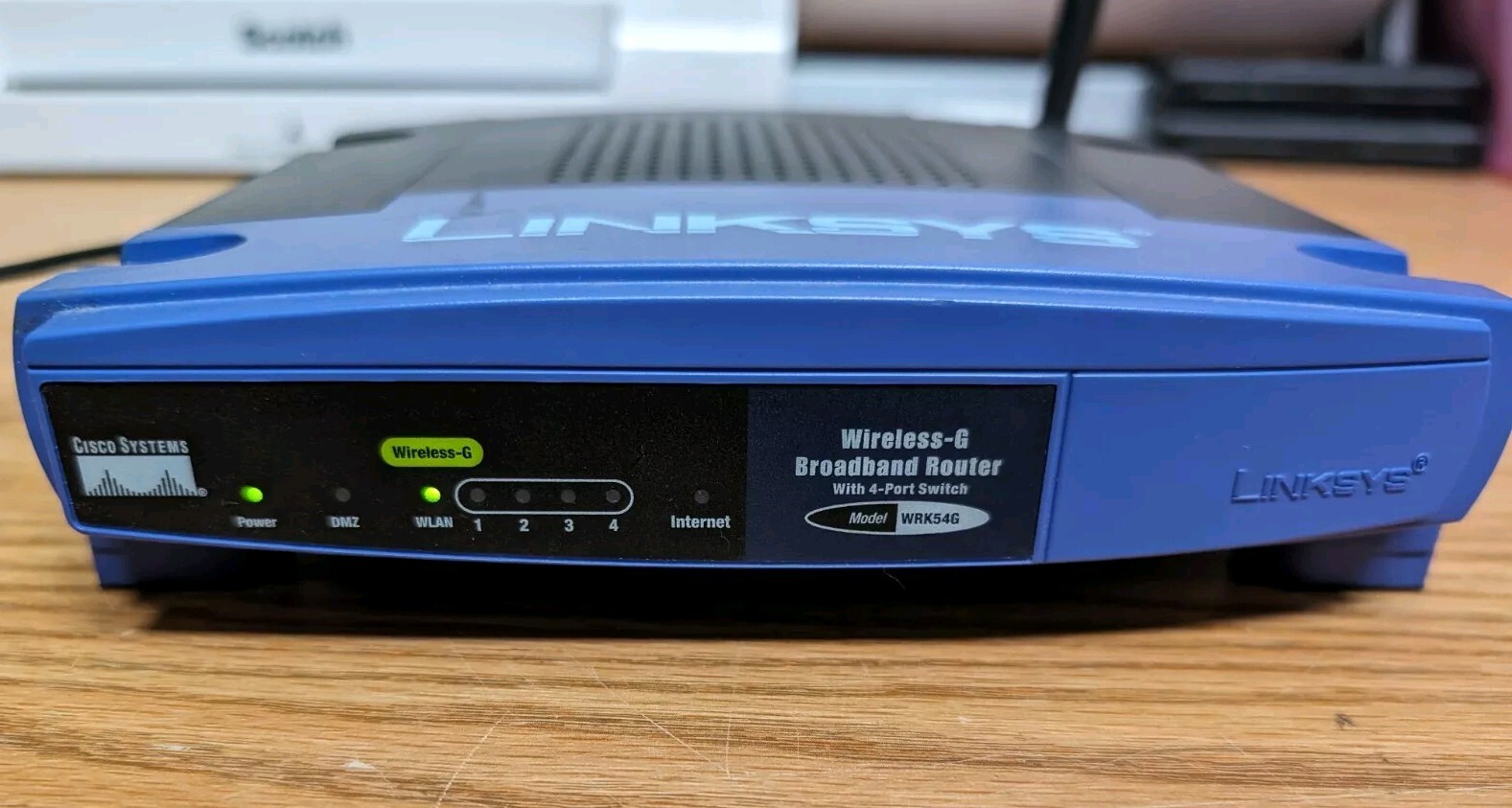 Linksys WRK54G 54 Mbps 4-Port 10/100 Wireless G Router 745883582426| eBay