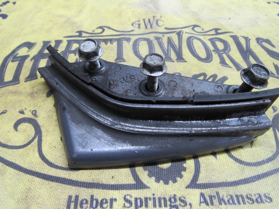 2007 Yamaha 60HP F60 Outboard Cable Cover Plate Fitting 6C5-42738-00-4D ...