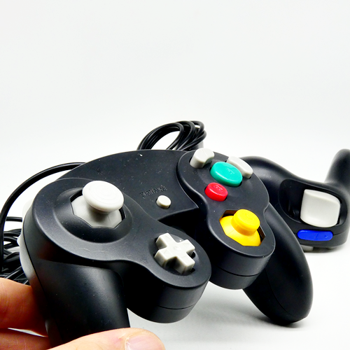 Lot of 2 3rd Party Nintendo GameCube Controllers Black Wired Tested ...