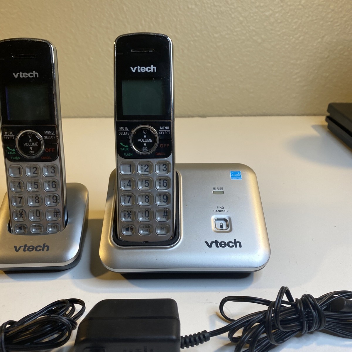Vtech Two Handset Cordless Phone System Cs64192