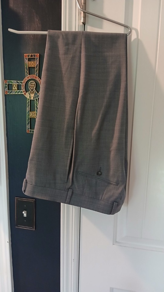 Calvin Klein Slim Fit Light Gray Sharkskin Wool‑Blend Suit 40S 32x30 ...