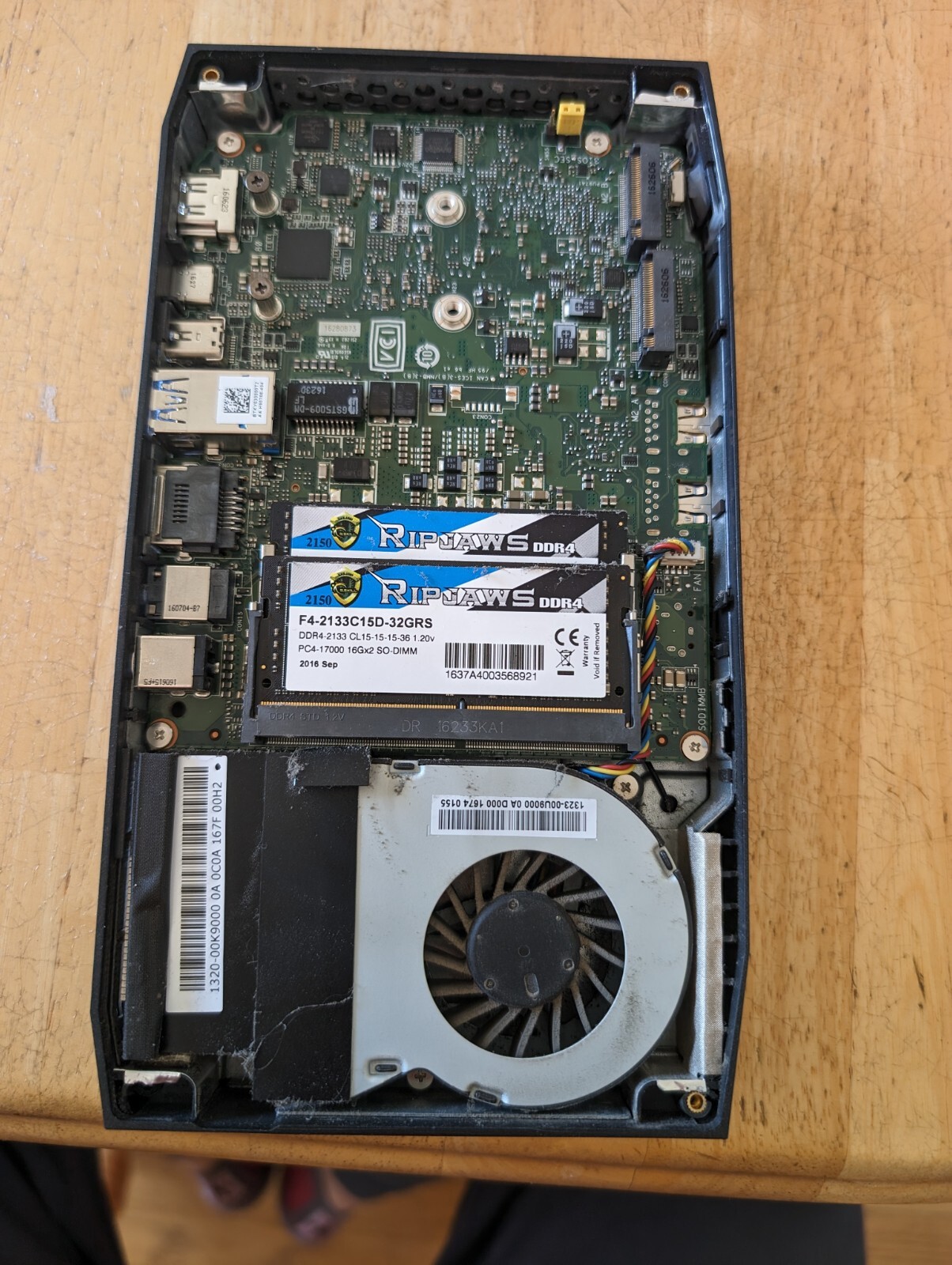 NUC Kit NUC6i7KYK Intel Core i7 6th Gen., 3.50 GHz NUC6i7KYK NO HD 32 ...