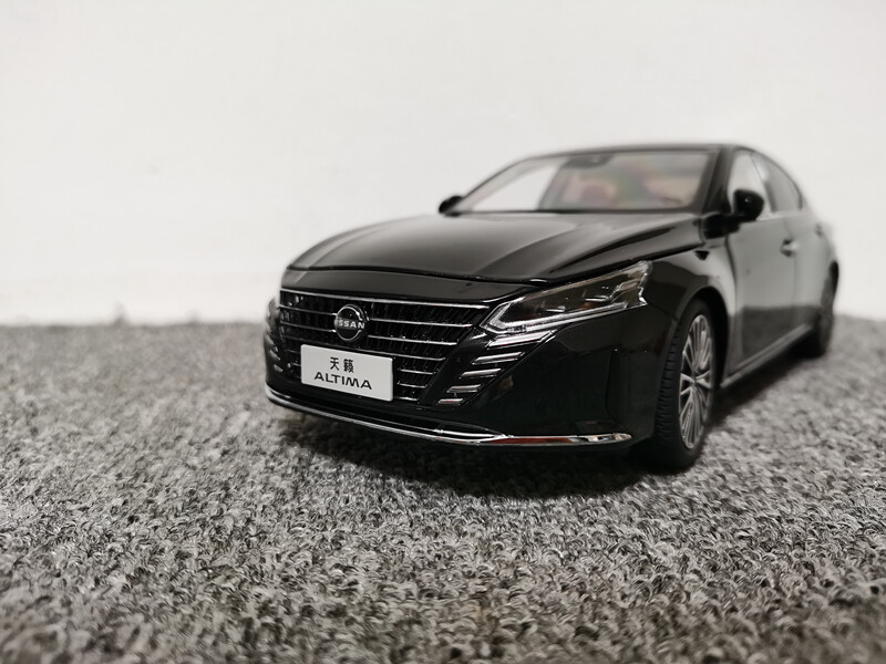 1/18 Nissan Altima Teana 2022 Metal Diecast Model Car Toy White / Black ...