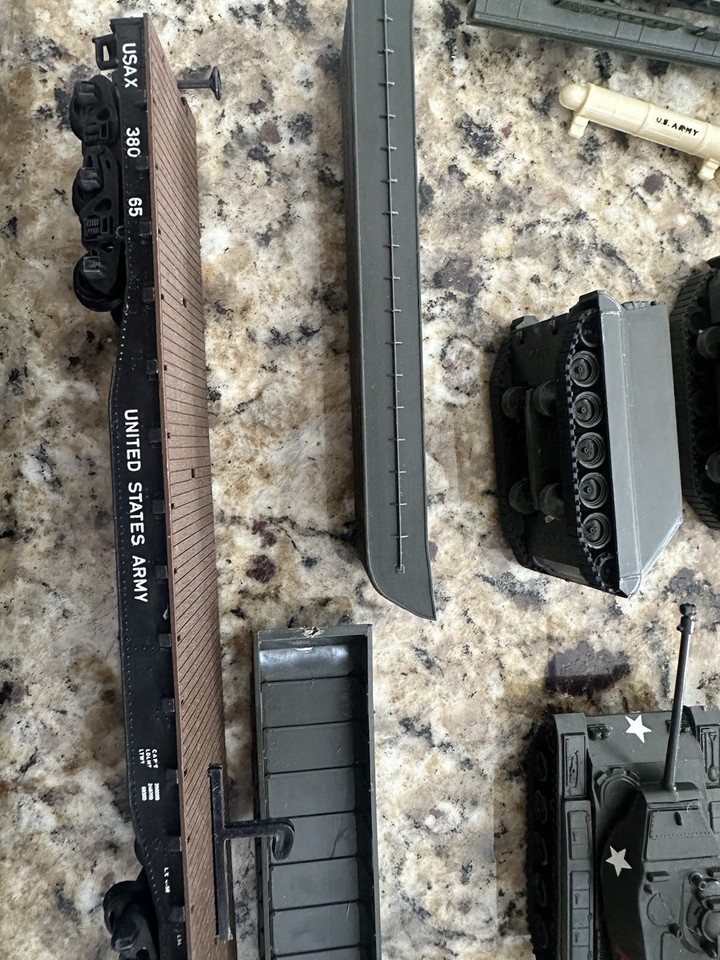 ROCO Minitanks lot of Military Vehicles 1/87 Scale Tanks | eBay