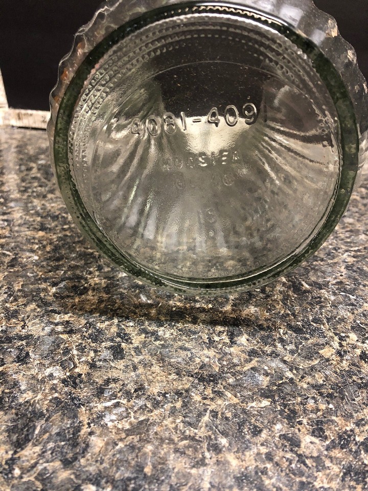 Beautiful Vintage Hoosier Glass Vase - Swirl Ribbed Pattern - 4081-4091 ...