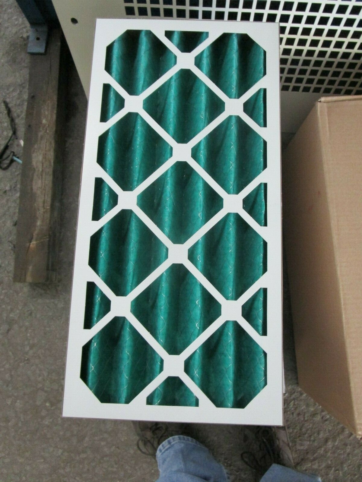TRI DIM 2351224208E-12 12" X 24" X 2" TRI PLEAT AIR FILTER MERV 8 (LOT ...