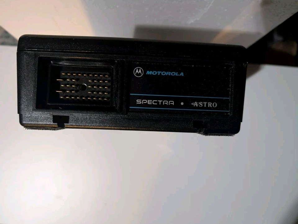 NEW IN BOX Motorola HLN1439B Astro Spectra Radio | eBay