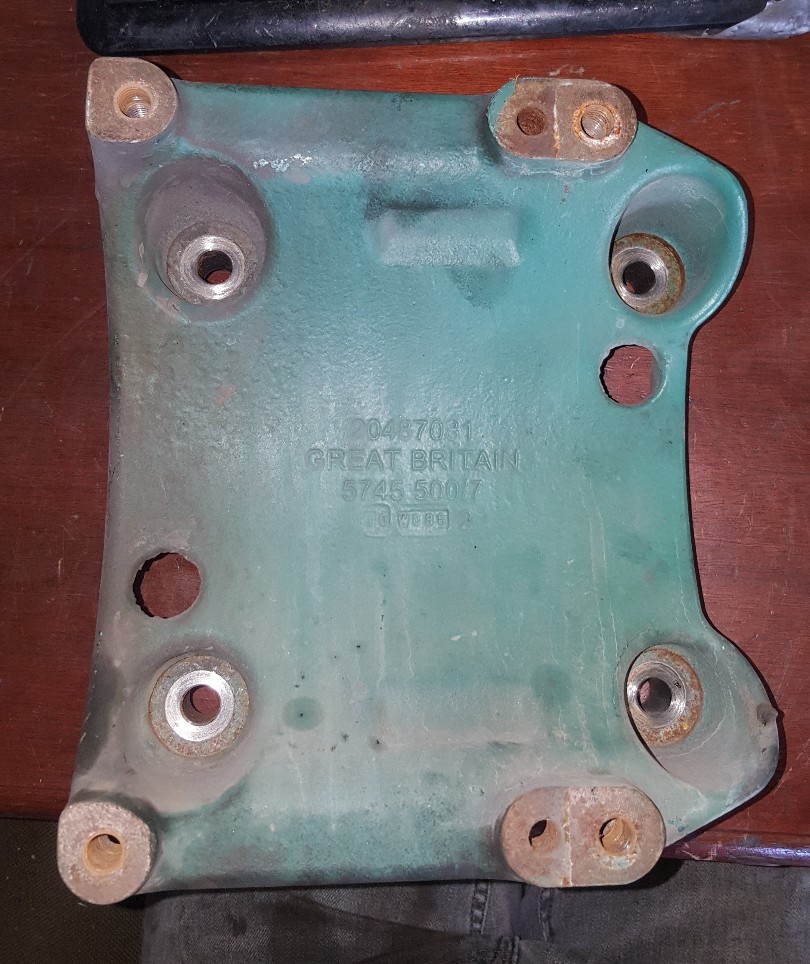 MACK MP8 ENGINE ALTERNATOR MOUNTING BRACKET 20487081 | eBay