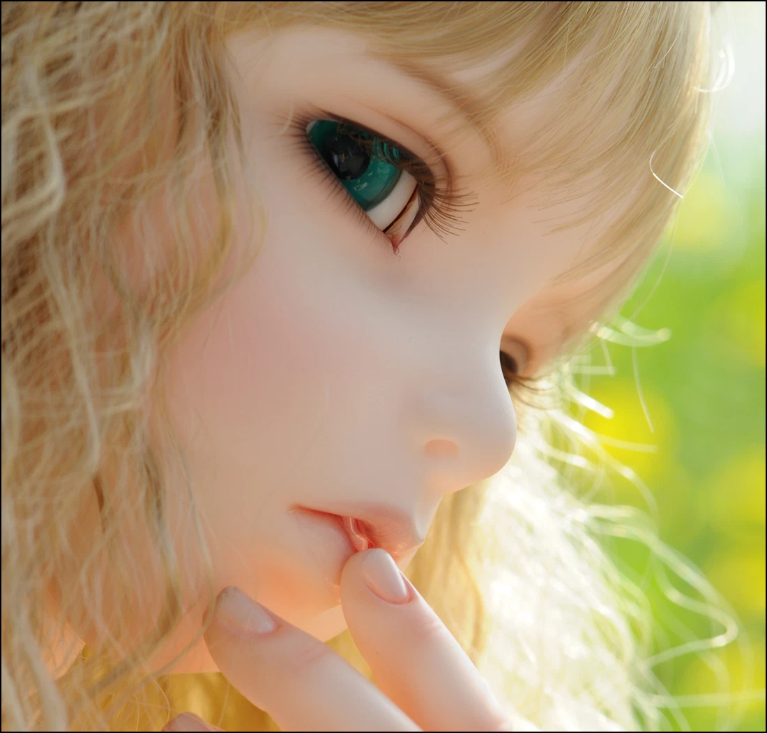 Beautiful Sad Doll Images