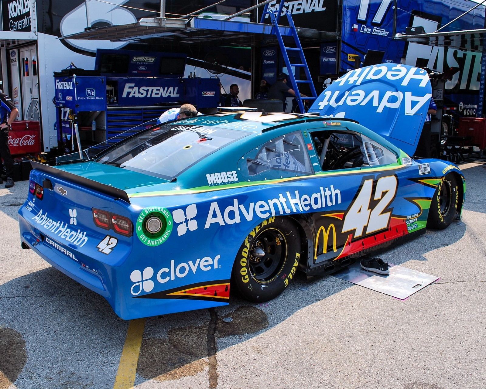#42 ROSS CHASTAIN NASCAR CUP SERIES RACE CAR 8"x10" PHOTO TAKEN AT ROAD ...
