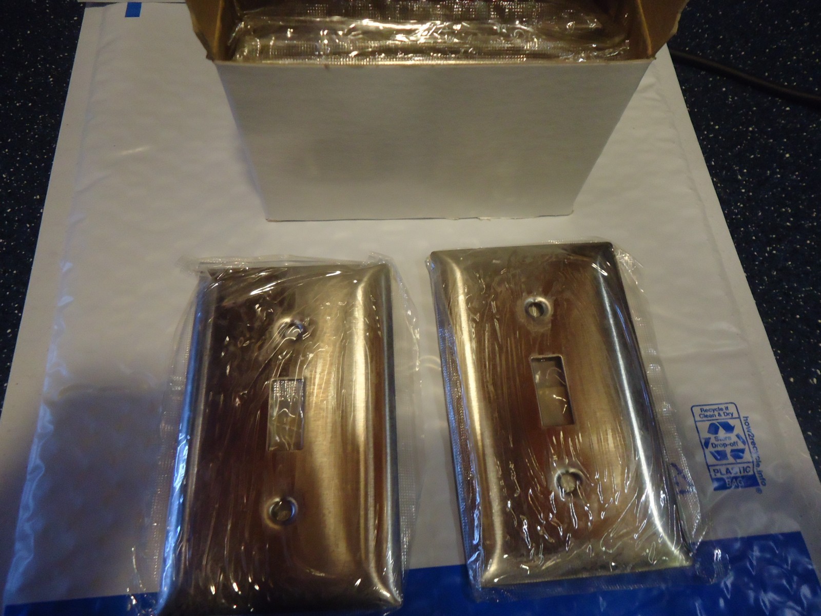 Hubbell wall plates smooth 1 toggle Stainless Steel SS1 Box of 10 | eBay