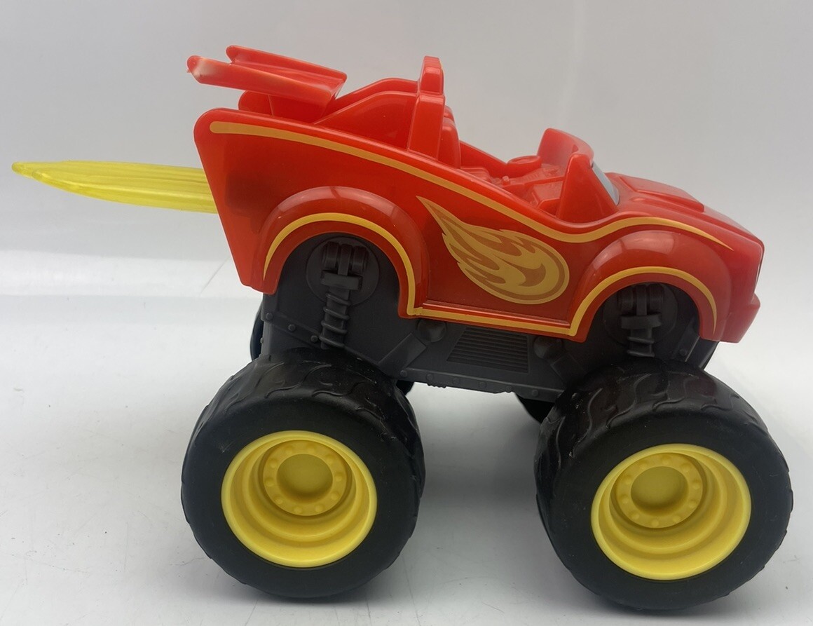 2018 Blaze and the Monster Machines Blazing Speed Lights Blaze DKV80 ...