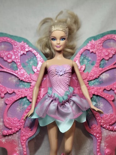 Barbie Flower 'n Flutter Fairy Doll with Butterfly Wings - 2011 Mattel ...