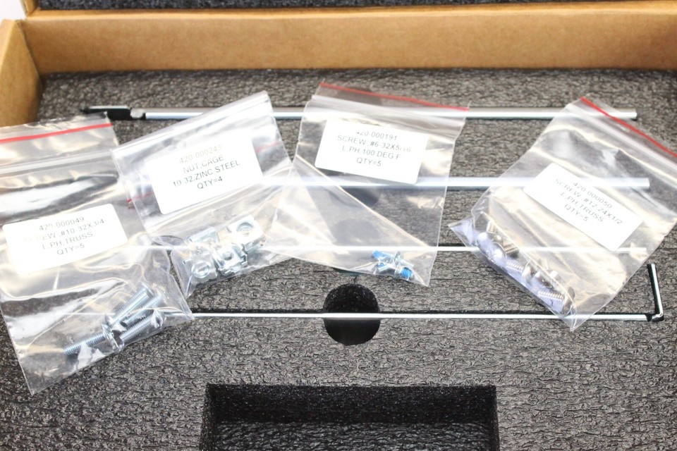 Palo Alto Networks PAN-PA-1RU-RACK4 -4 Post Rack Mount Kit for PA-820 ...