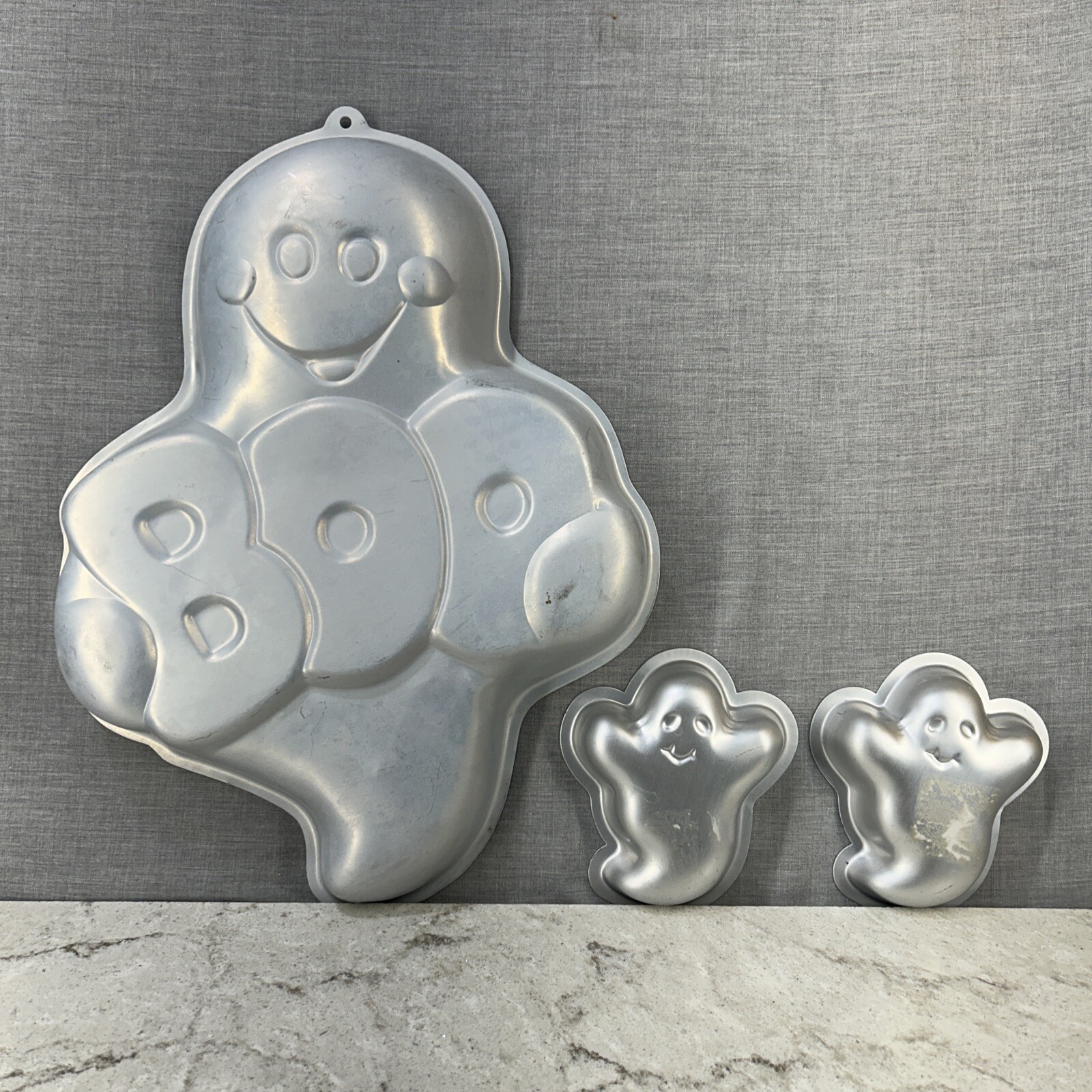 Wilton Singles Lot Of 3 Halloween Baking Pans Metal/ Vintage Ghost Boo ...