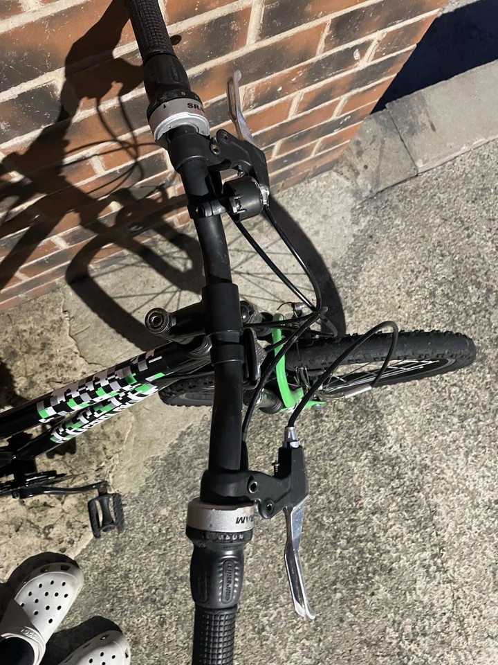 Apollo Gridlock Junior Mountain Bike 24-inch Wheel | eBay UK