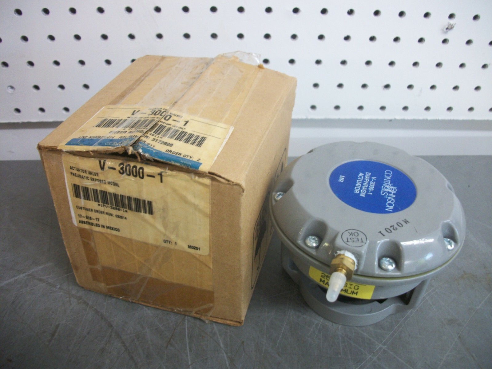 JOHNSON CONTROLS DIAPHRAGM ACTUATOR V-3000-1 NIB | eBay