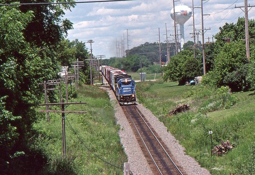 Original Slide-Conrail PRR B30-7 #3605 & Train In Action / Mukwonago ...