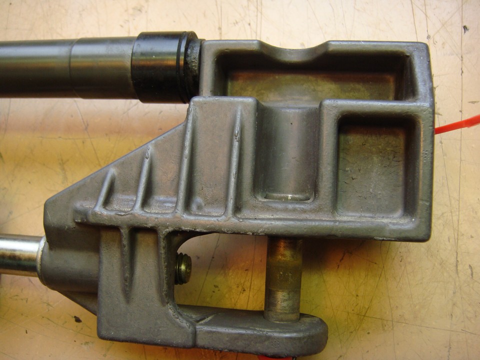 Volvo Penta SX-M Power Steering Actuator 3856710 | OE