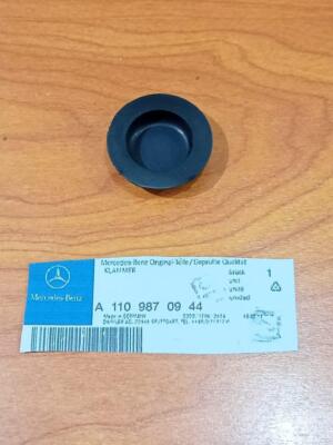 MERCEDES A 1109870944 WINDOW W163 ML320 ML350 ML430 ML55 Rubber Plug 26 ...