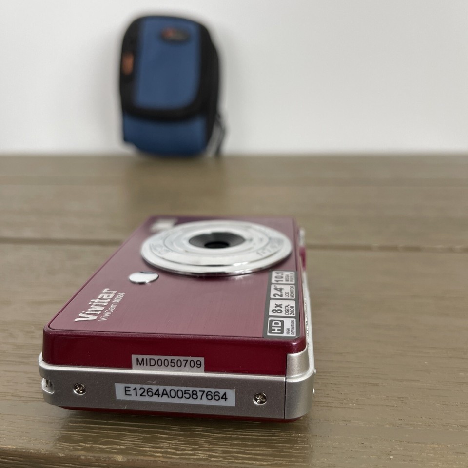 Vivitar ViviCam X024 (10.1 MP) Digital Camera with Fixed7.45mm/f3.0 ...