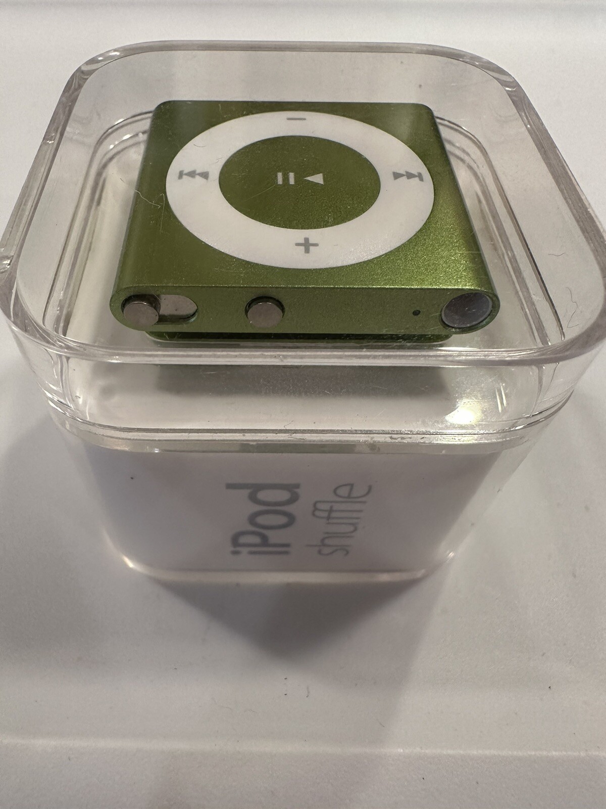 Green Apple iPod Shuffle 4th 2GB MD775LL/A A1373 Brand New, Engraved | eBay