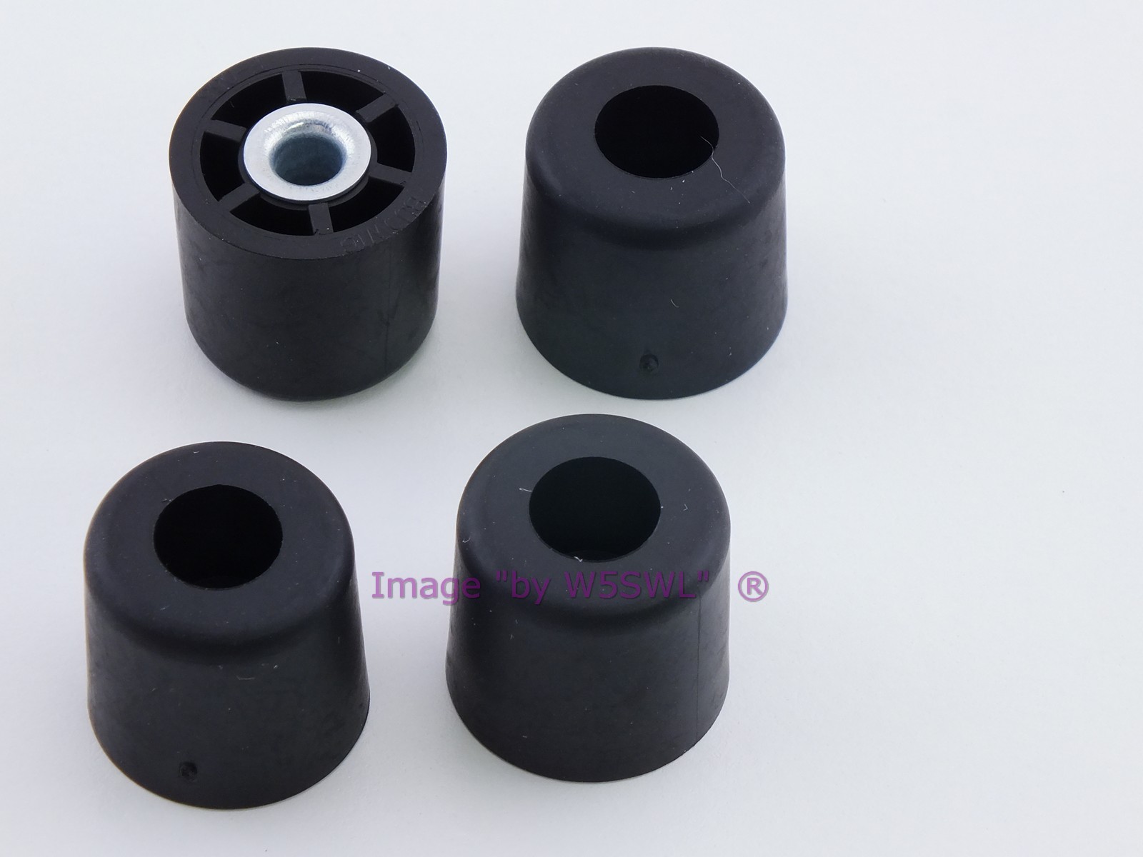 Rubber Feet .7" Tall - Steel Bushing Set of 4 Round - Sold by W5SWL | eBay