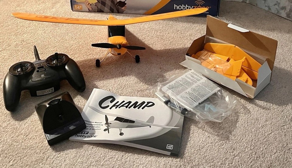 Hobbyzone HBZ4900 Radio Control Champ RTF Airplane Yellow Kit Hobby ...