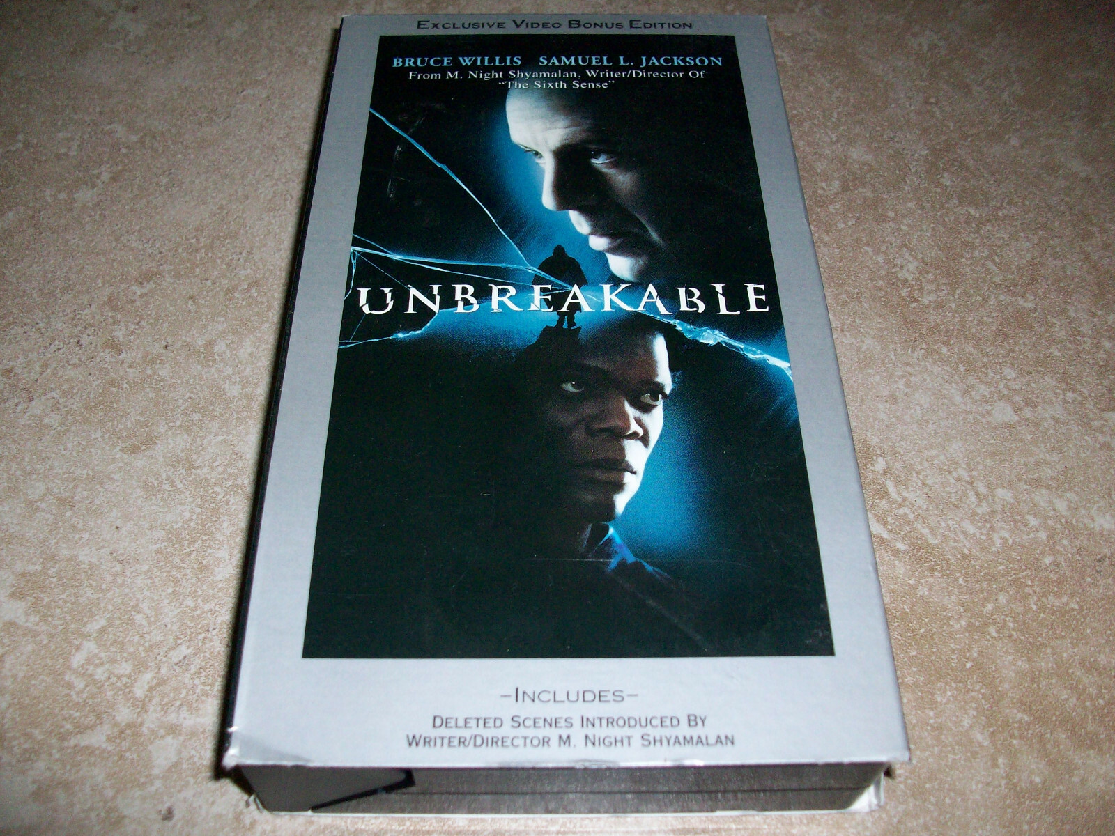 Unbreakable (VHS, 2001, Bonus Edition) | eBay