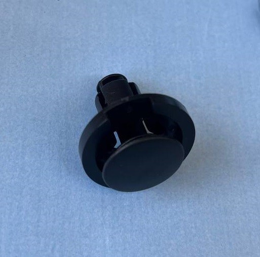 RENAULT BUMPER INTERIOR PANEL FASTENERS CLIPS PLASTIC BODY PLUG TRIM ...