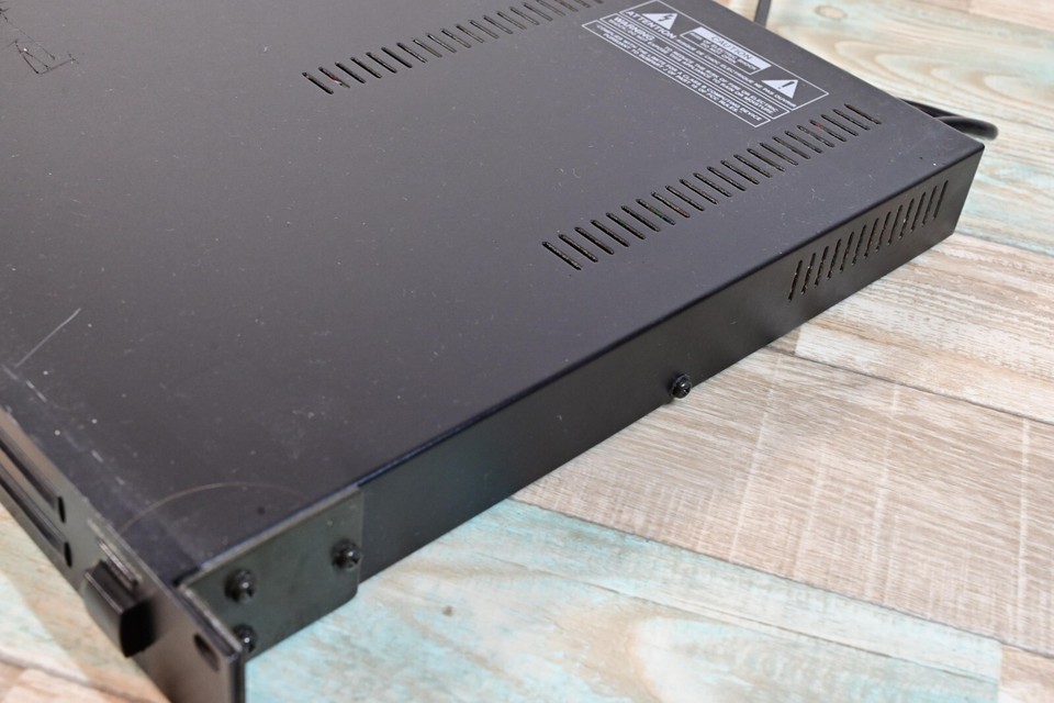 Tested Roland U-110 MIDI PCM Sound Synthesizer Module Vintage Made in ...