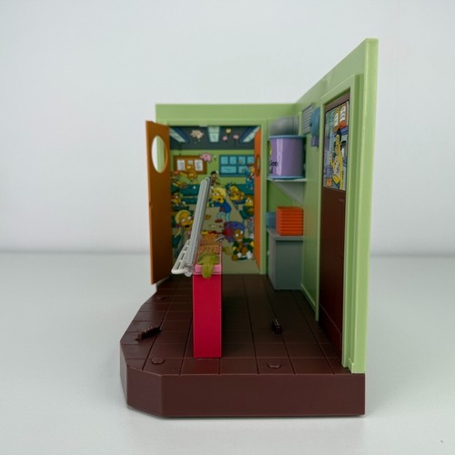 Simpsons World Of Springfield Elementary Cafeteria Lunch Lady Doris ...