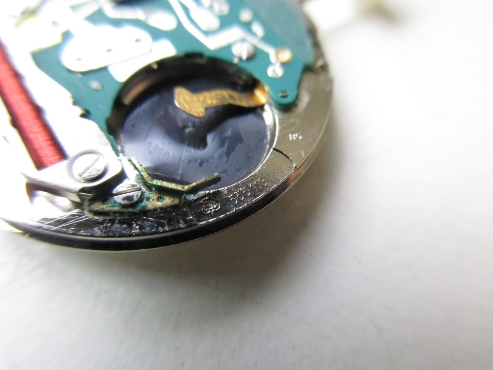 ETA cal. 555.113 Swiss quartz watch movement N.O.S. Date at 3 | eBay