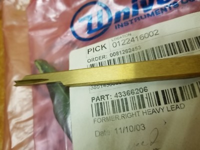 Universal Instruments 43366206 Former, Right Heavy Lead -- VCD Inserter ...