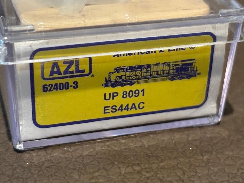 Z scale American Z Line AZL62400-3 ES44AC Locomotive UP 8091 | eBay