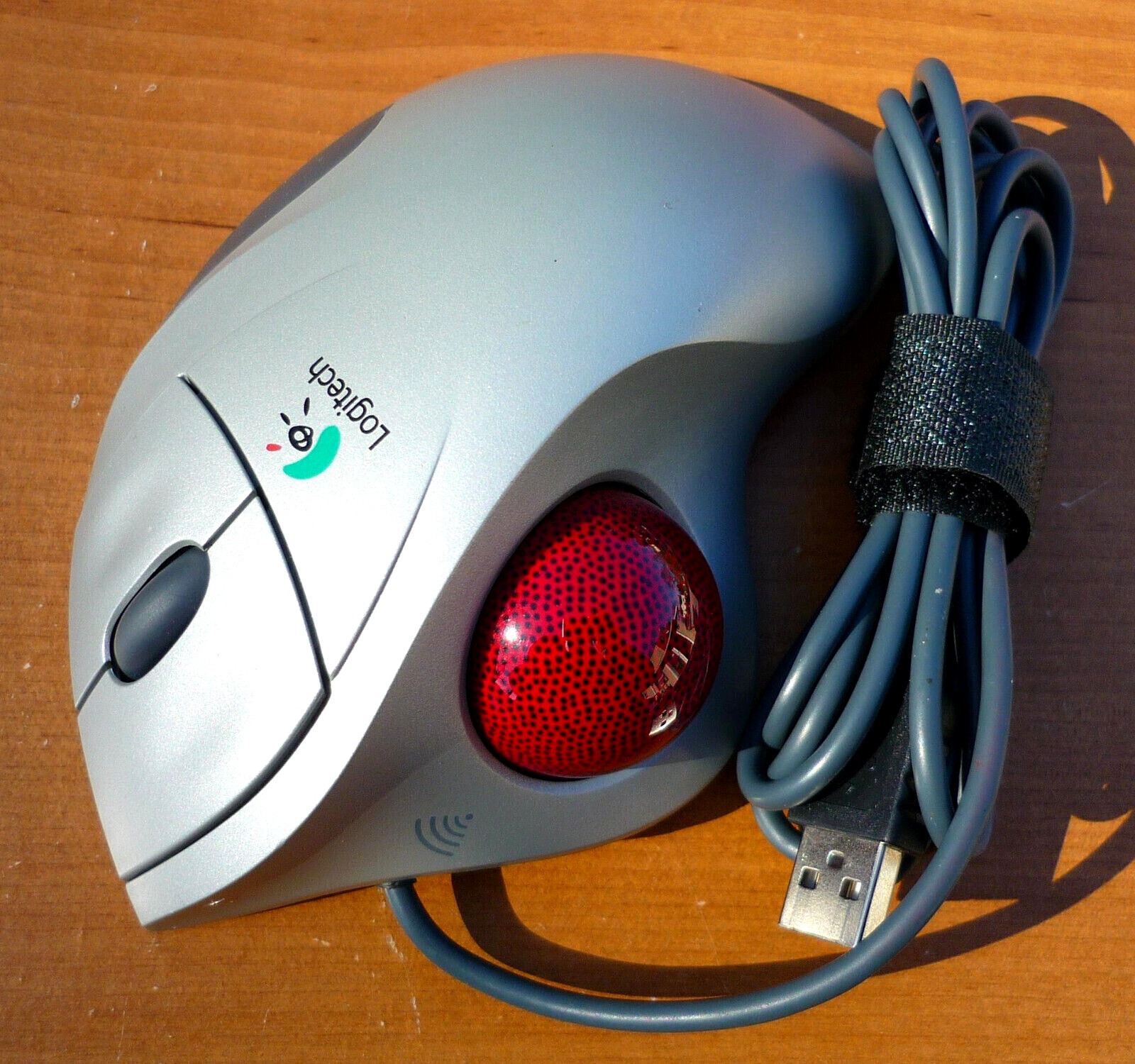 Logitech Trackman Wheel Mouse Optical T-BB18 Light Silver - Cleaned ...