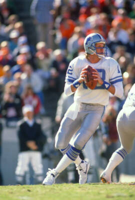 Rusty Hilger Detroit Lions sets up to pass v Tampa Bay Bucca Football ...