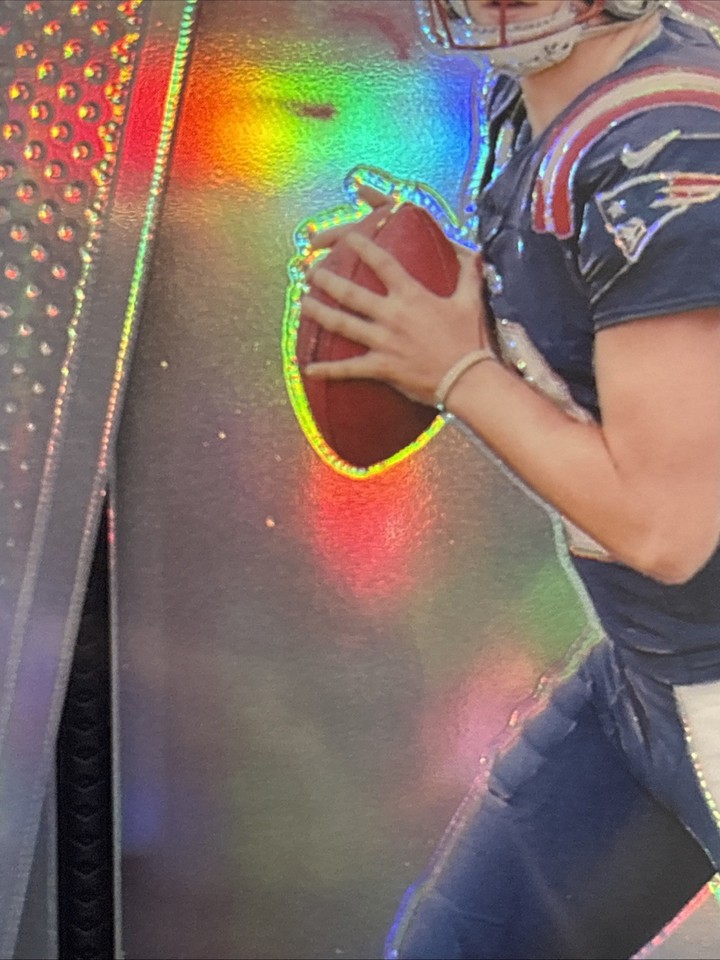 2024 Prizm Drake Maye Silver #329 3 Dimples Some Edge Wear | eBay