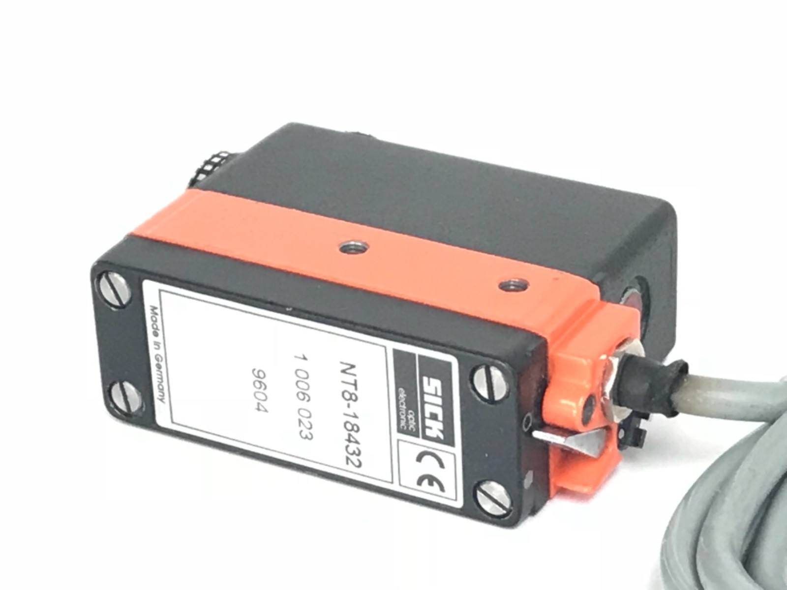 SICK OPTIC NT8-18432 CONTRAST SENSOR 1 006 023, LENS 24, 9 MM | eBay