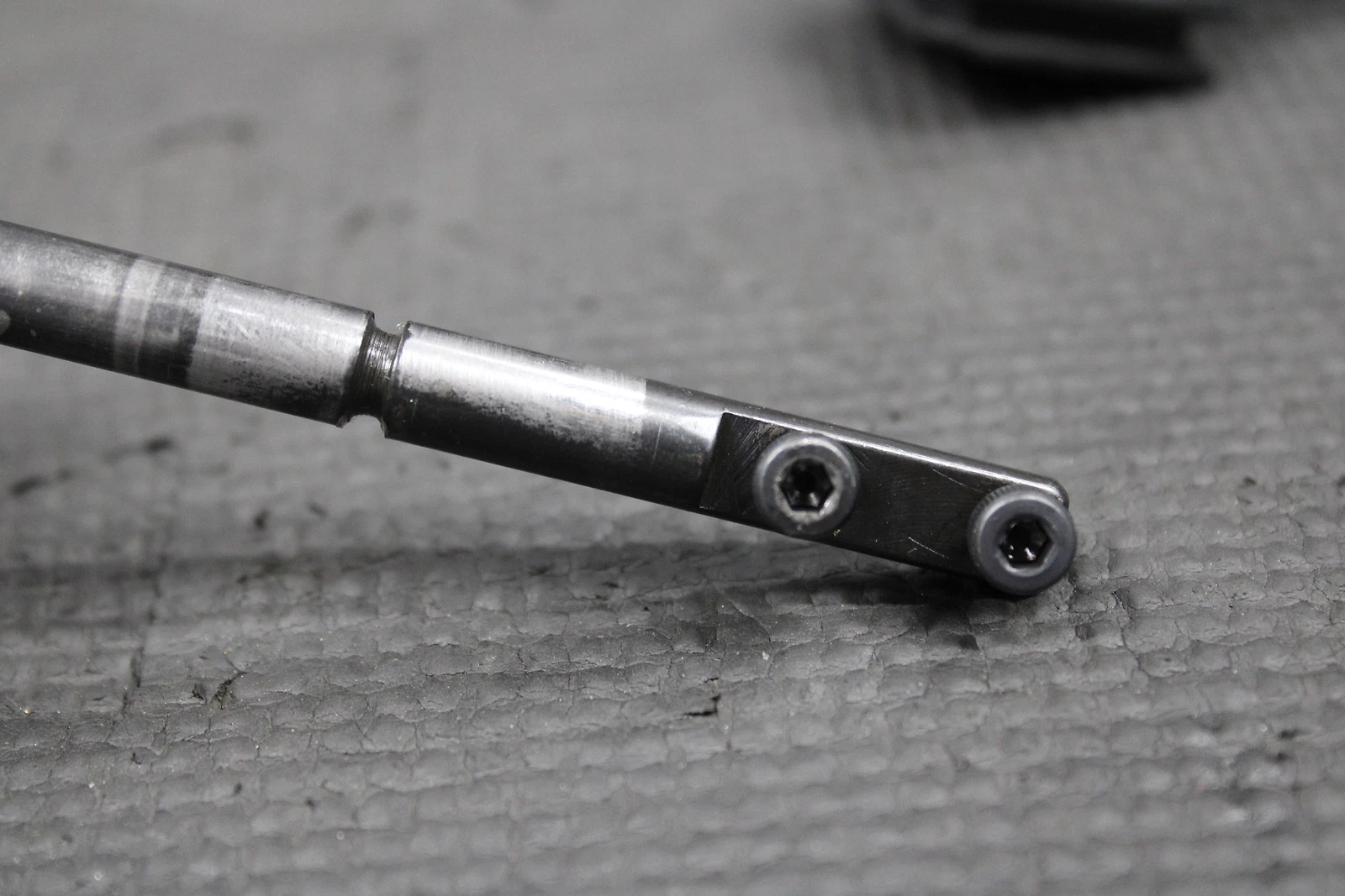 1990 89-94 KAWASAKI KDX200 OEM EXHAUST POWER VALVE LINKAGE 1990 89-94 KAWASAKI KDX200 OEM EXHAUST POWER VALVE LINKAGE