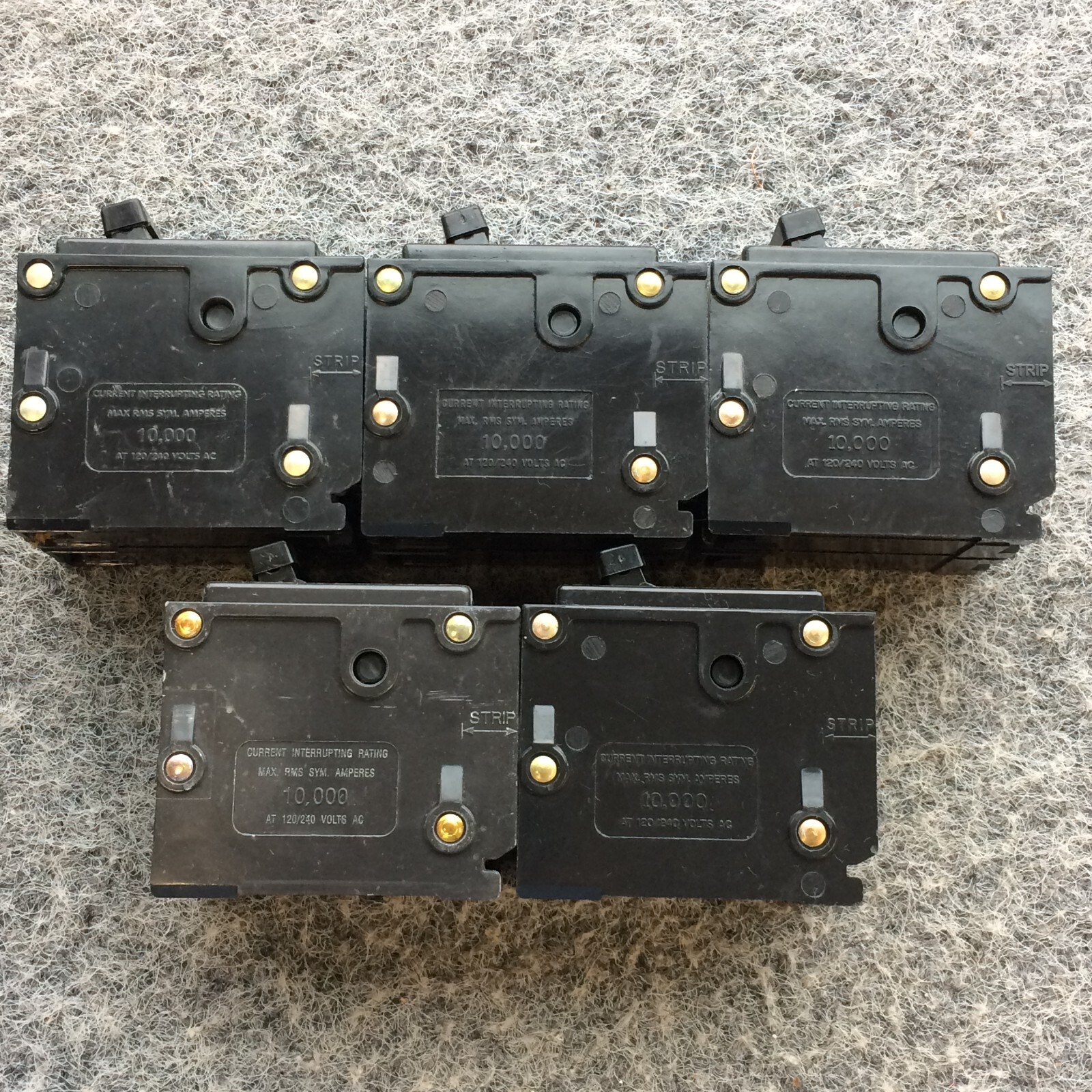 Lot of 5 Eaton BR220 20 Amp 2 Pole 120 240V AC C220 Plug In Circuit ...
