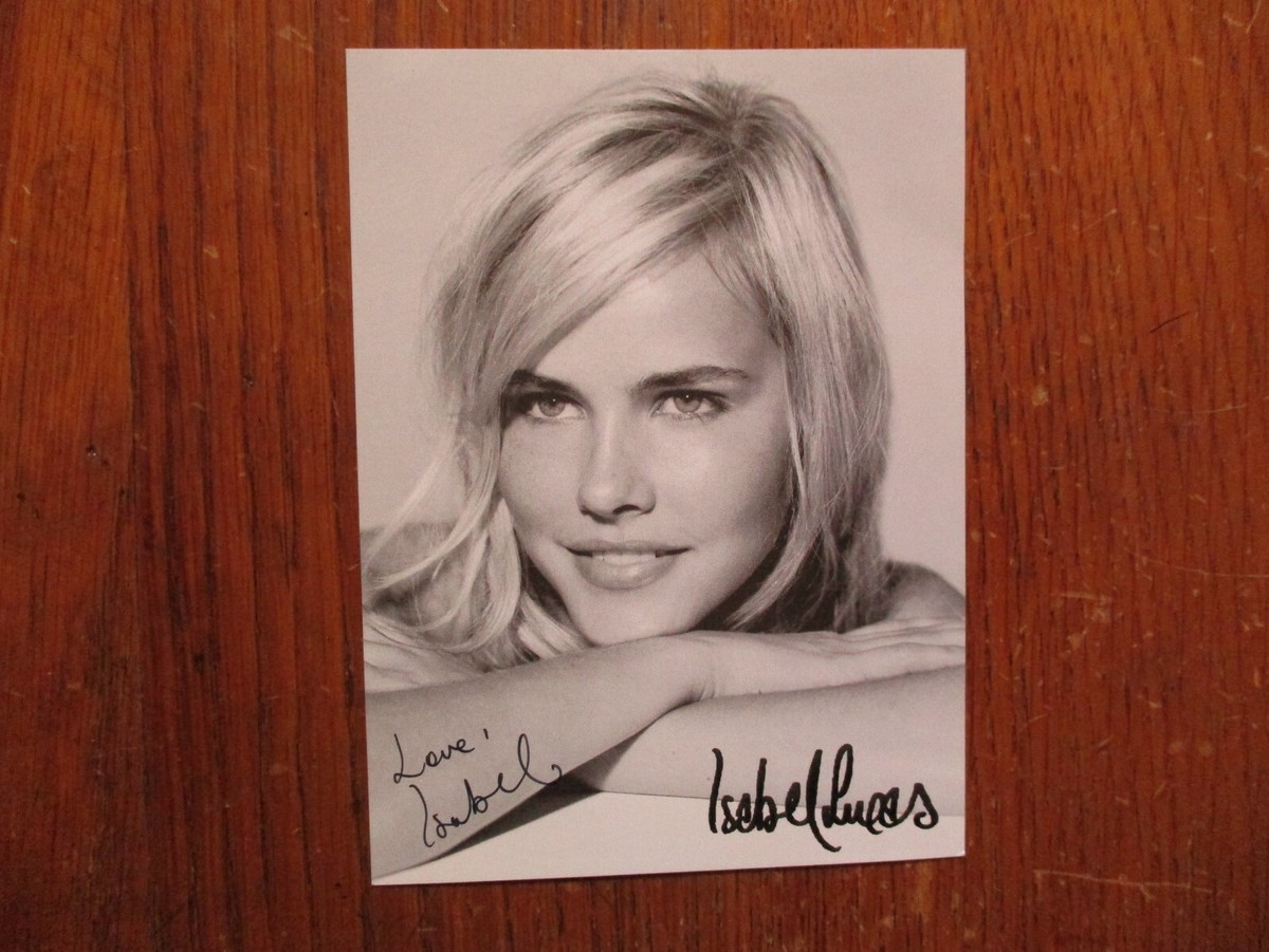Isabel Lucas Transformers Screenshots
