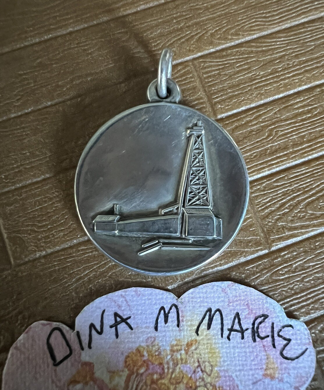 James Avery Rare Retired Oil Rig Charm! 925 - Gem