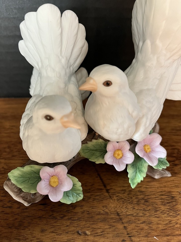 Homco Courtship Love Doves Figurine Birds #1453 White Porcelain Vintage ...