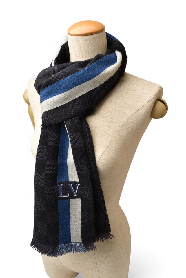 Louis Vuitton Scarf LOUIS VUITTON Winter Scarf 100 Wool charpe Messager ...