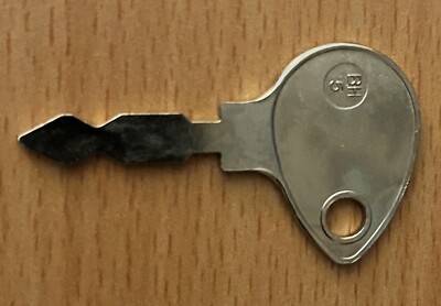 2 x T250 LUCAS BENFORD TEREX CASE FORD MASSEY FERGUSON Master Plant Key ...